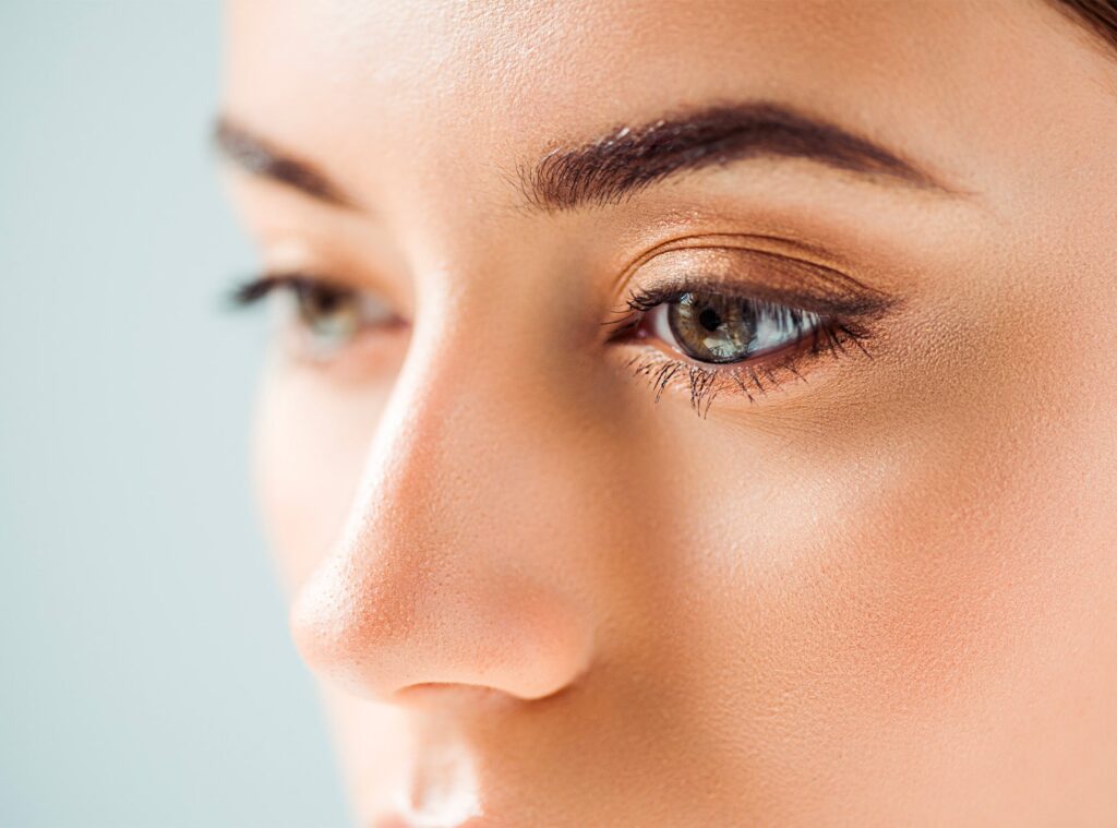 Corriger la forme du nez à Genève | Rhinoplastie | Dr Raspaldo