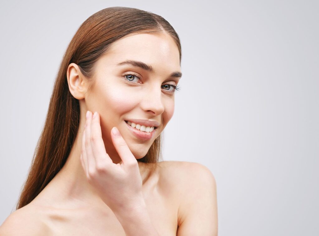 Prothèses de pommettes à Genève : actes et tarifs | Dr Raspaldo